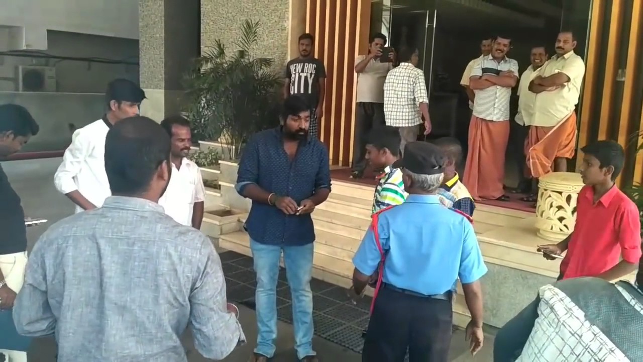 Makal selvan Vijay Sethupathi .human being Tamil makal - YouTube