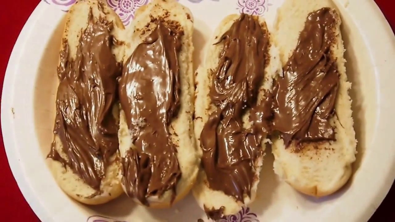 eat Nutella Spread on Hotdog Bun - YouTube