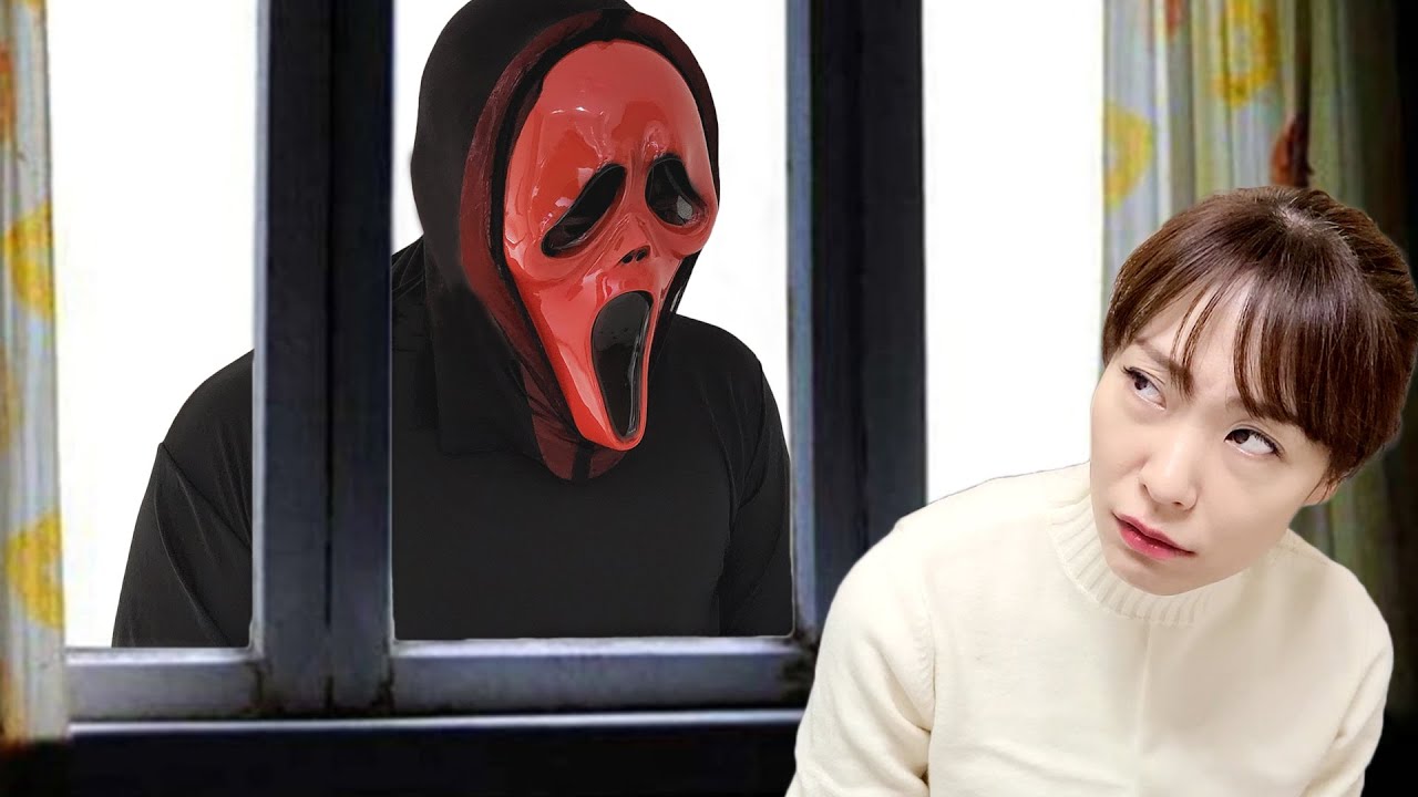 조이퐁의 무서운 귀신 오락실과 빨간 스크림 가면 이야기 Scary Red Scream Mask Story - YouTube