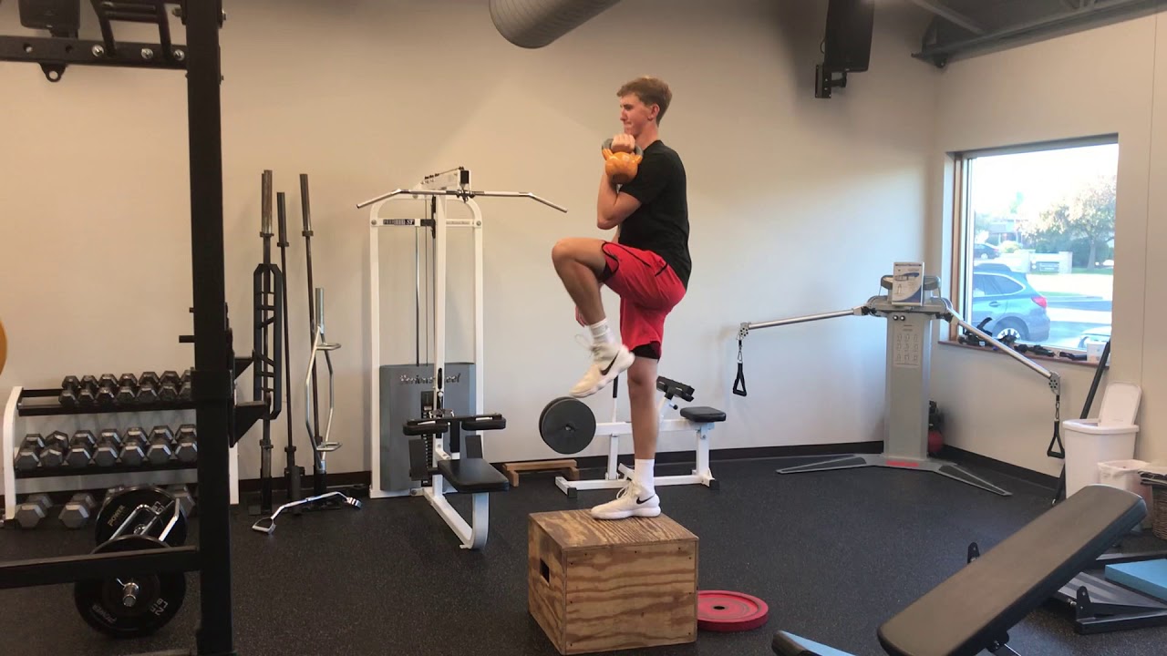 CONTRA KB FRONT RACK EXPLOSIVE STEP UP KNEE DRIVE - YouTube