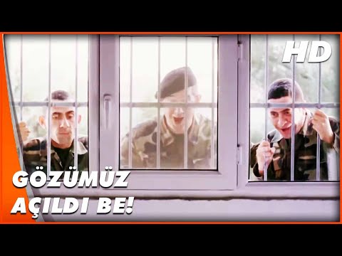 Hababam Sınıfı Askerde | Hababam, Yeni Gelen Kızları Röntlüyor | Türk Komedi Filmi