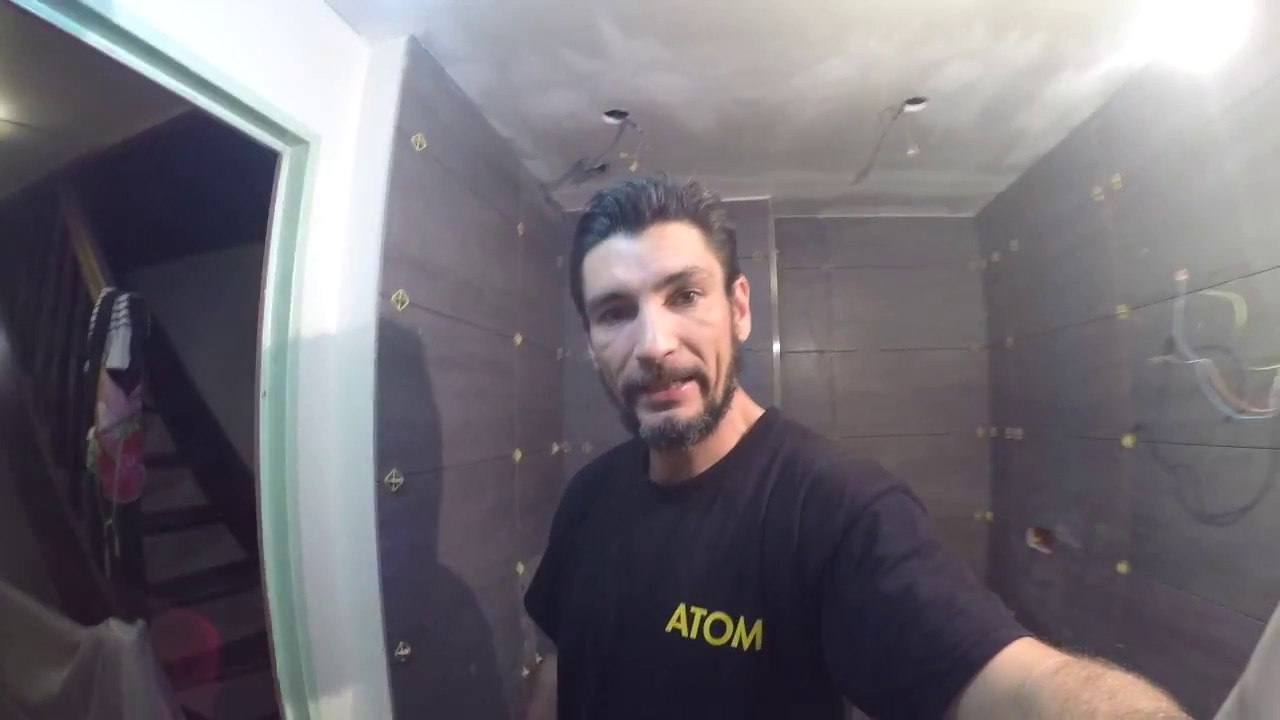 Rénovation de salle de bain réalisée par la société ATOM (Octobre 2017) - YouTube