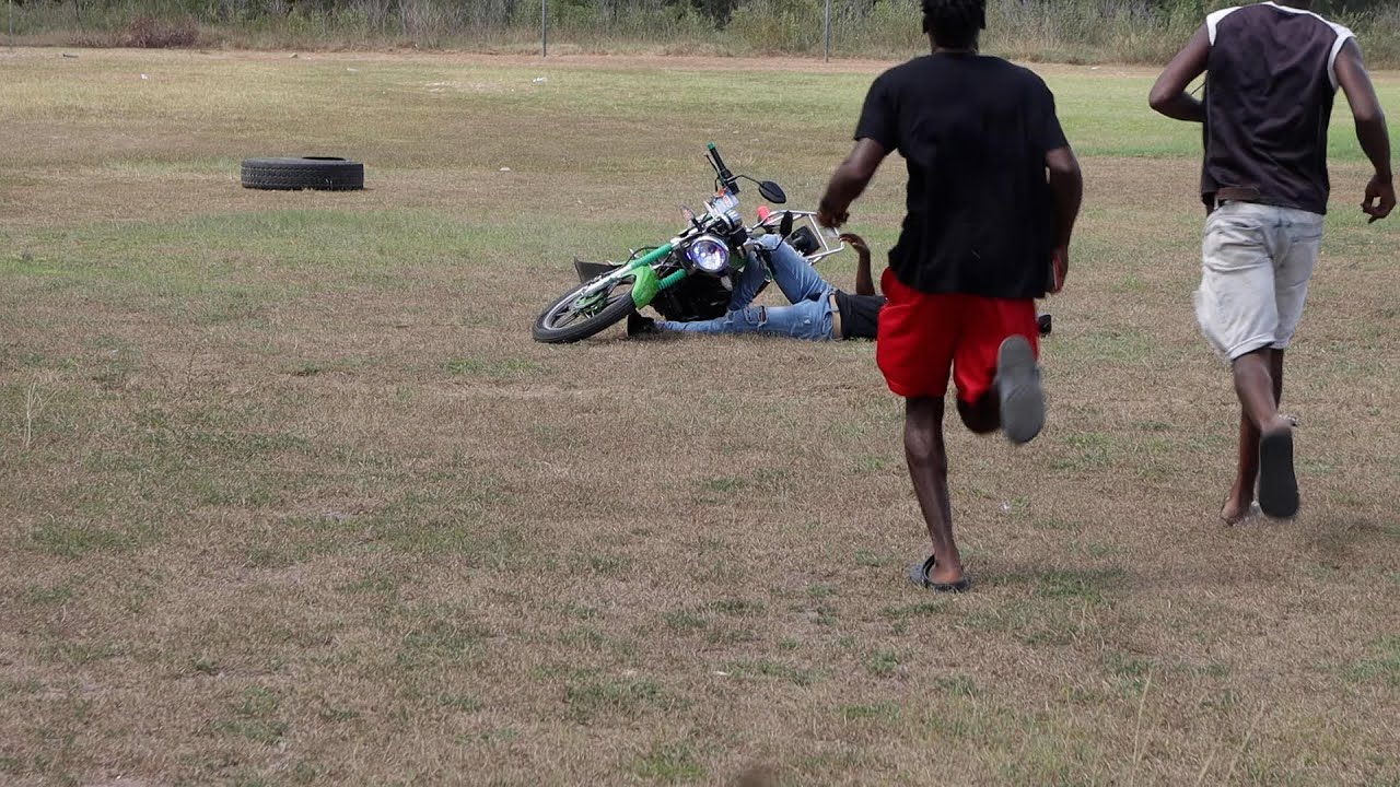 TRIED RIDING A YENG YENG BIKE FOR THE FIRST TIME AND THIS HAPPENED ...