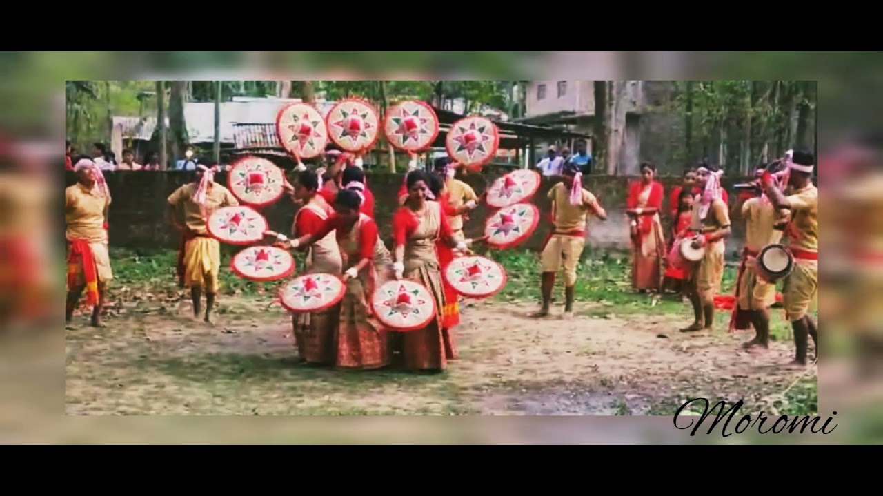 #japibihu // beautiful bihu dance with japi - YouTube