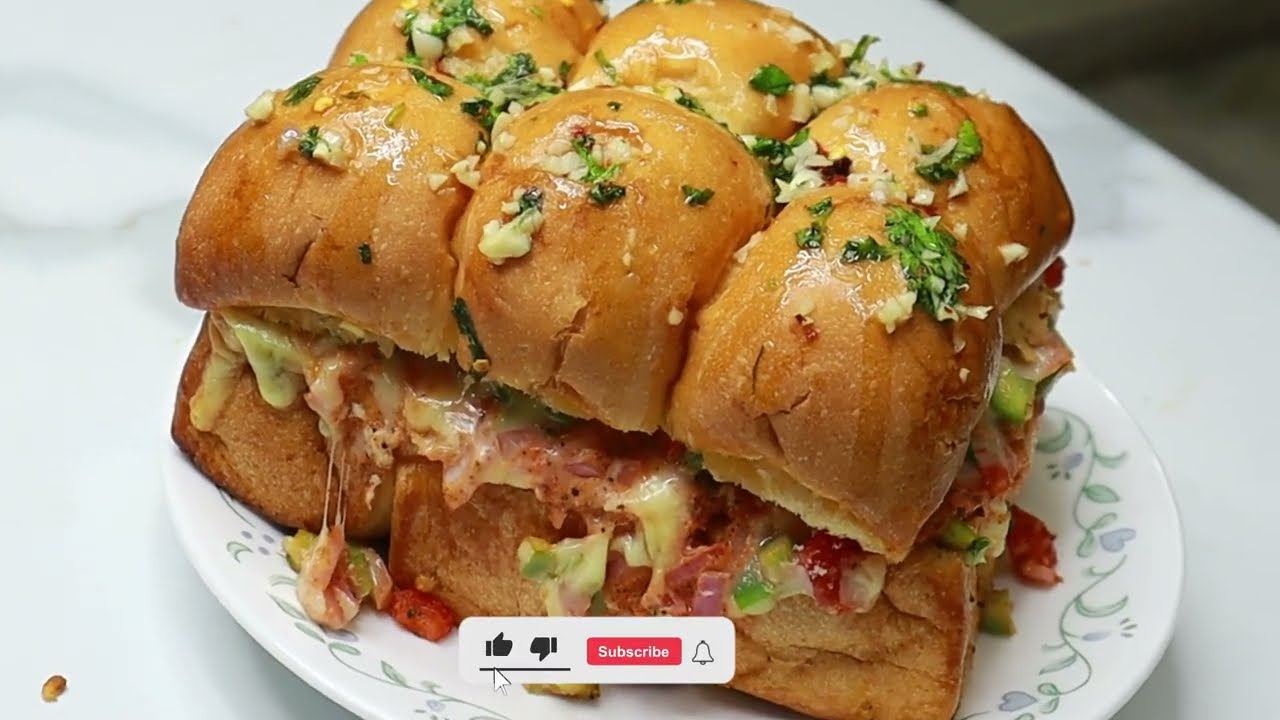 Cheese Masala Pav | cheesy garlic pav | cheese pav | చీస్ మసాలా పావ్ ...