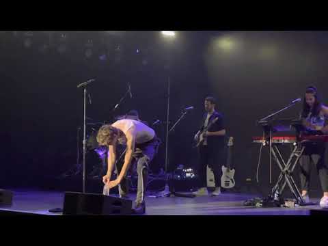 Troye Sivan - “Angel Baby” live in NYC