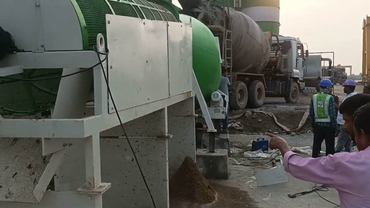 Amazing Concrete Recycling Machine II Now concrete is also recycled ...
