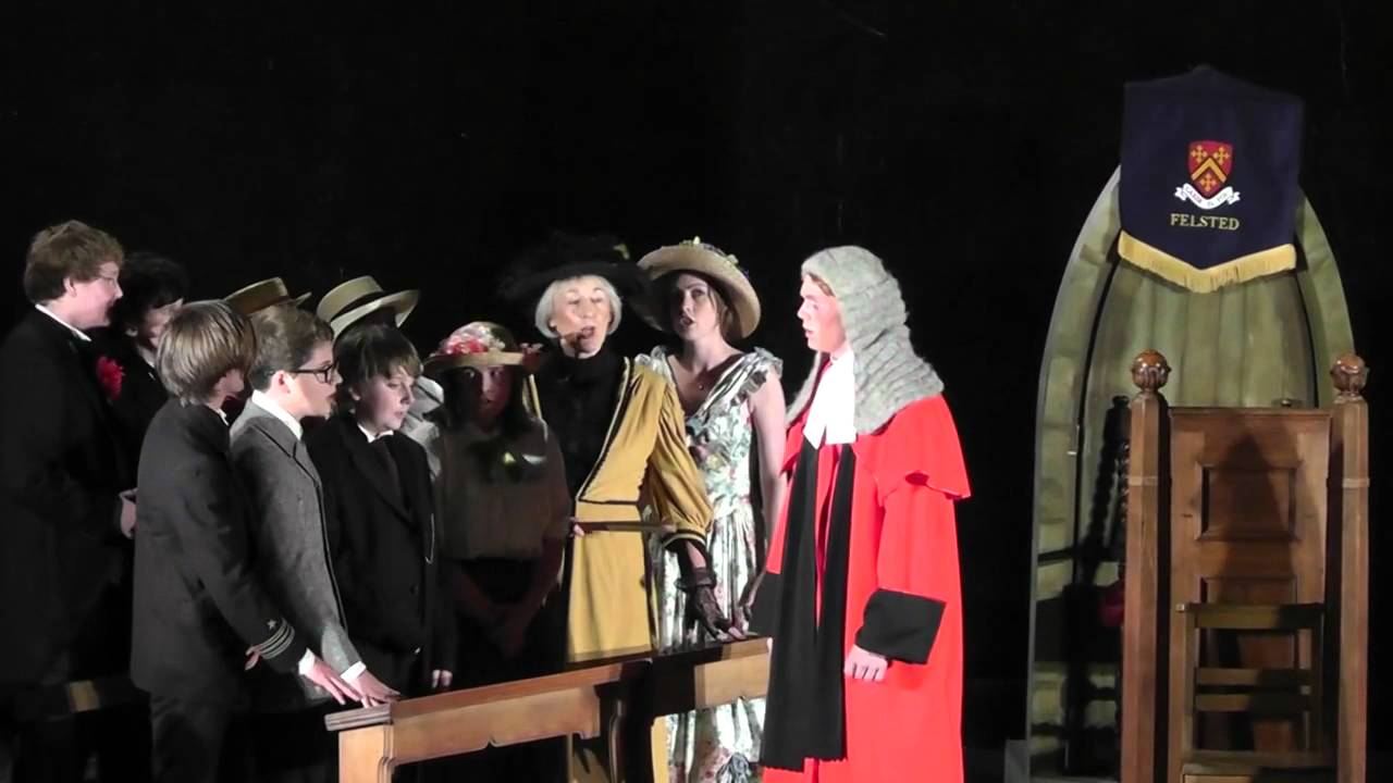 Gilbert & Sullivan Trial by Jury 'All hail the great Judge' Judge Tim ...