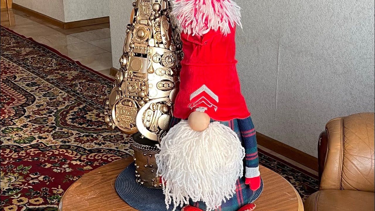 How to sew a Scandinavian Dwarf? - YouTube