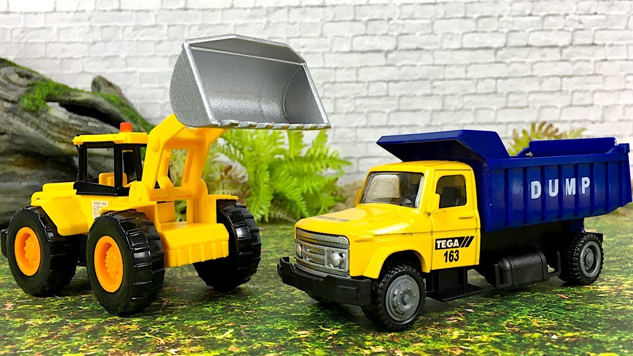 COLLECTION OF EXPRESS WHEELS CONSTRUCTION CARS RESCUE VEHICLES & MORE ...