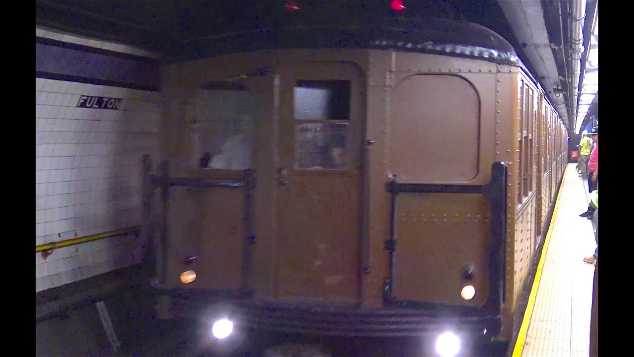 ⁴ᴷ BMT Standards and D Types passing through Fulton Street - YouTube