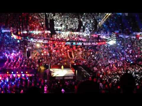 WWE Royal Rumble 2009 National Anthem - YouTube