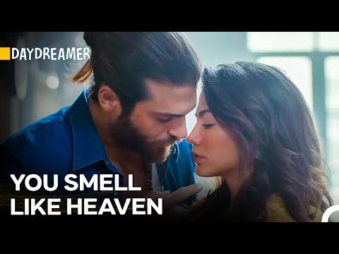 Time And Place Don't Matter For These Lovers - Daydreamer