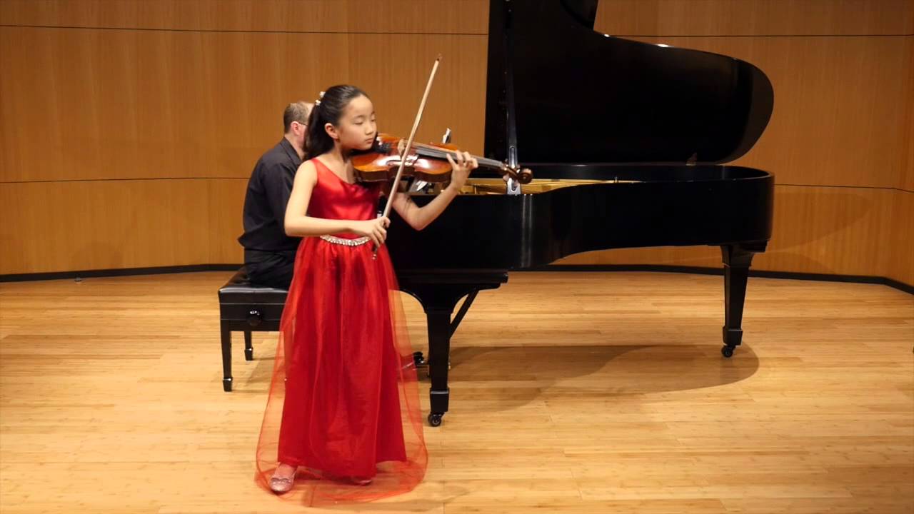 [Iris Hur] Handel-Casadesus Viola Concerto 1st Movement - YouTube