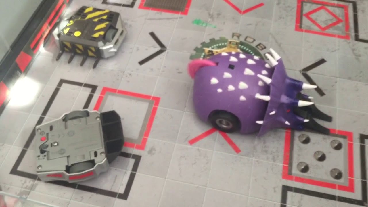 Robot wars hexbug toys review - YouTube