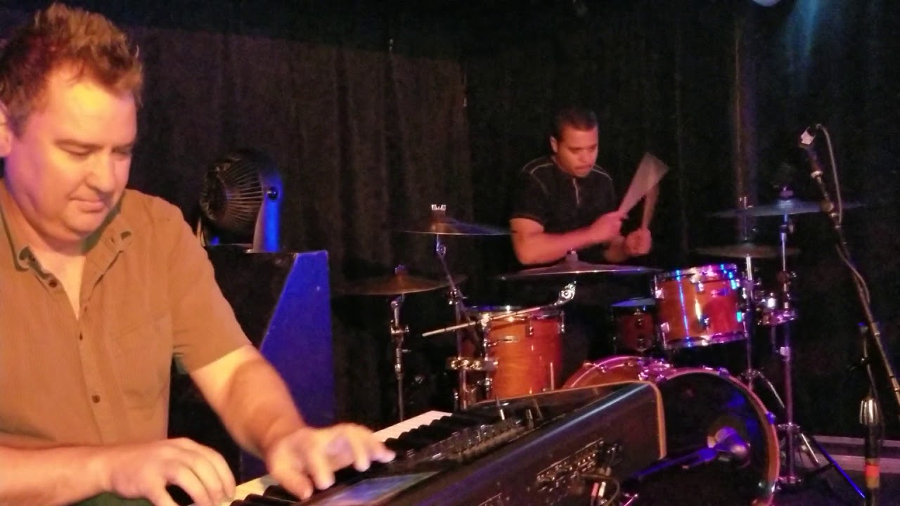 Peter Antunes!! Oh yeah! Funk Jam! - YouTube