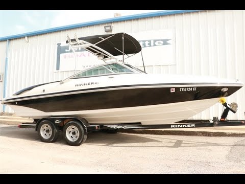 2007 Rinker 226 Captiva