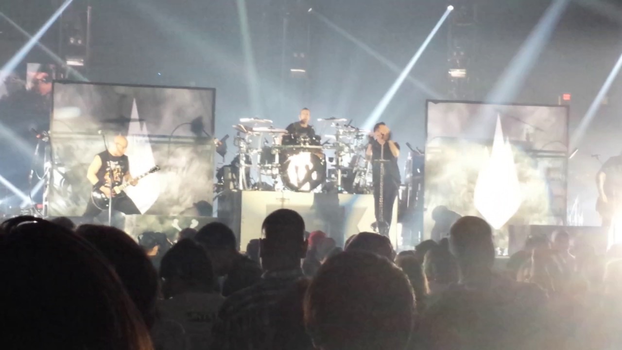 Running with Giants - Thousand Foot Krutch, Winter Jam 2017, Allstate ...