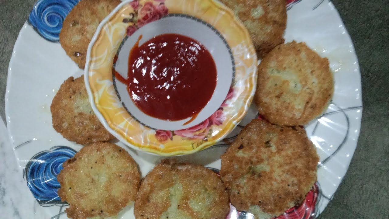 Potato and suji snacks bhut yummy tasty healthy kam oil se banne wali ...