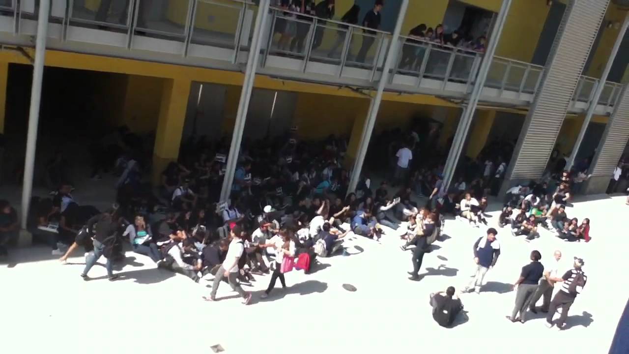 Mendez Learning Center Sit-In Protest! - YouTube