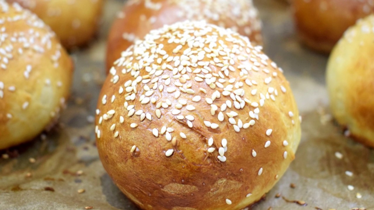 Szezámos hamburgerbuci (puffancs) - Az én alapszakácskönyvem - YouTube