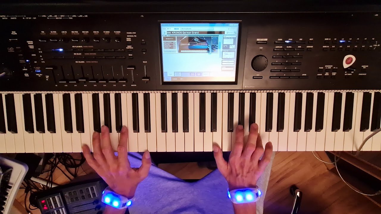 PixMob MIDI Piano Test - YouTube