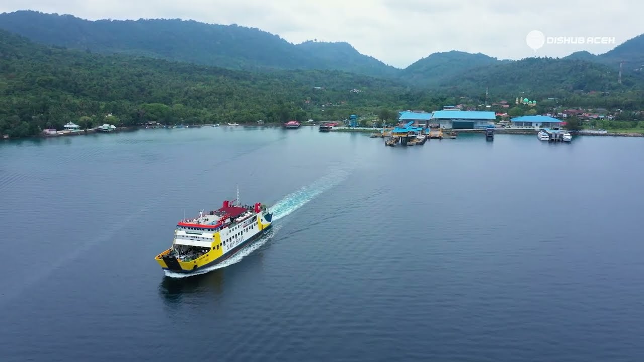 Pelabuhan Balohan Sabang Aerial - YouTube