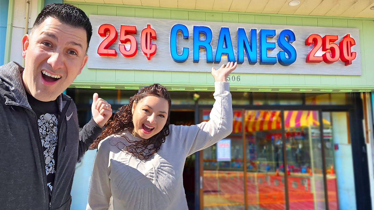 25 Cent Claw Machines Still Exist! - YouTube