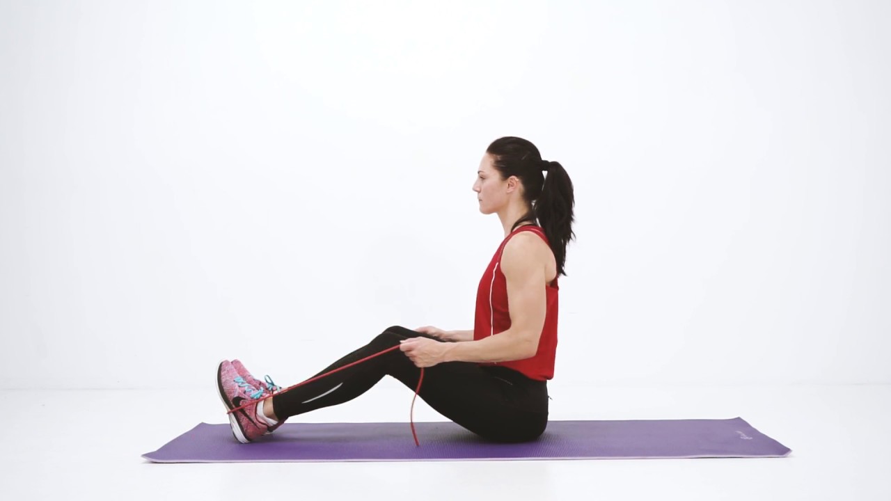 52 Seated row theraband - YouTube