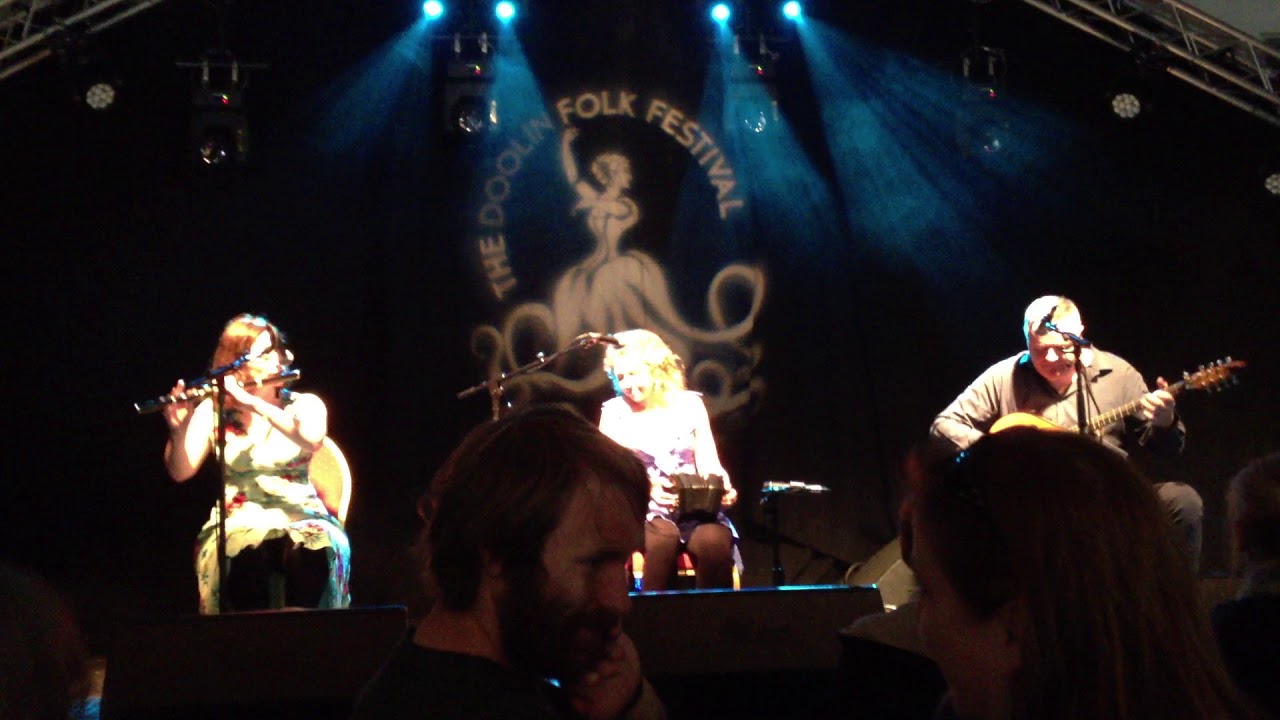 Doolin Folk Festival 2018: Lorraine O'Brien, Aoife Granville & Eoin O ...