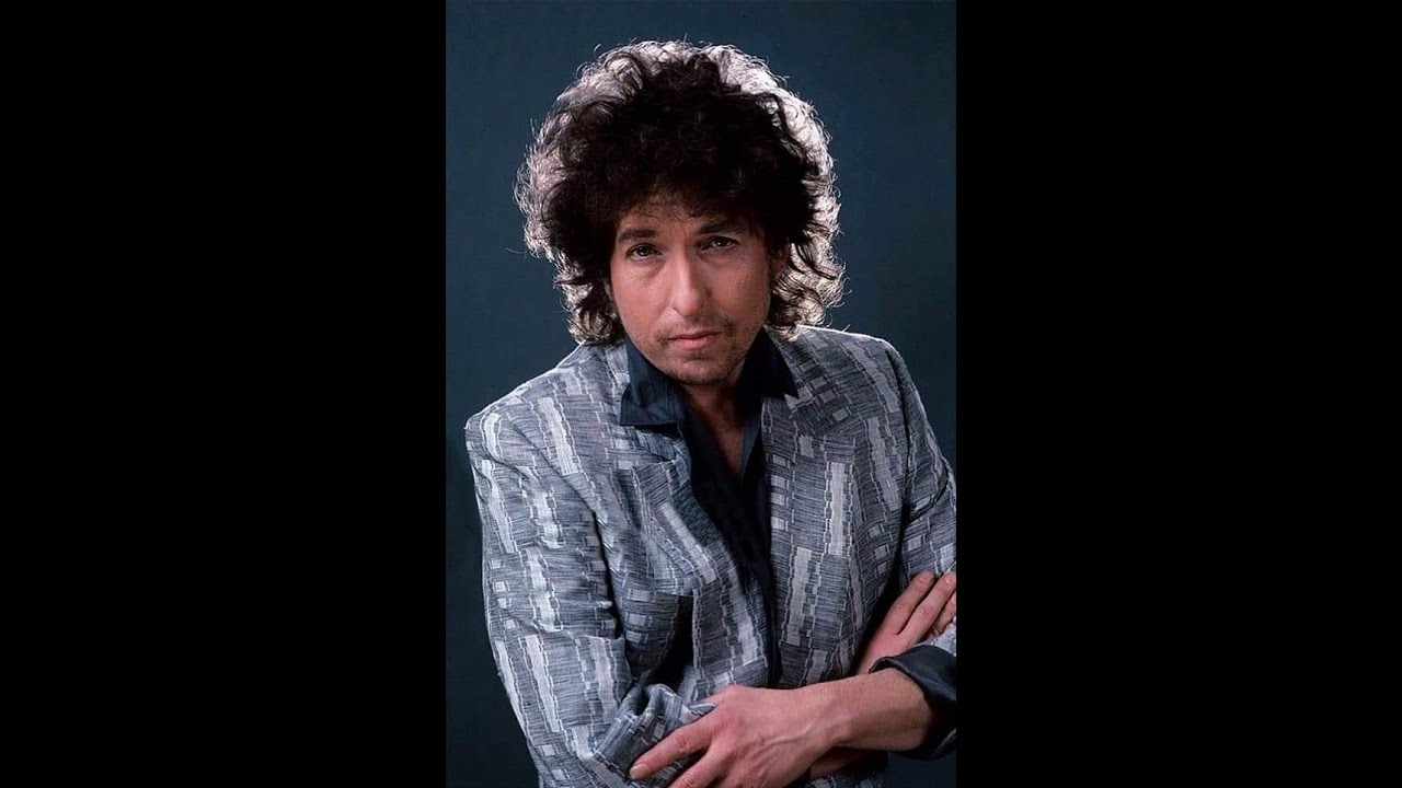 Dolly Dagger - YouTube