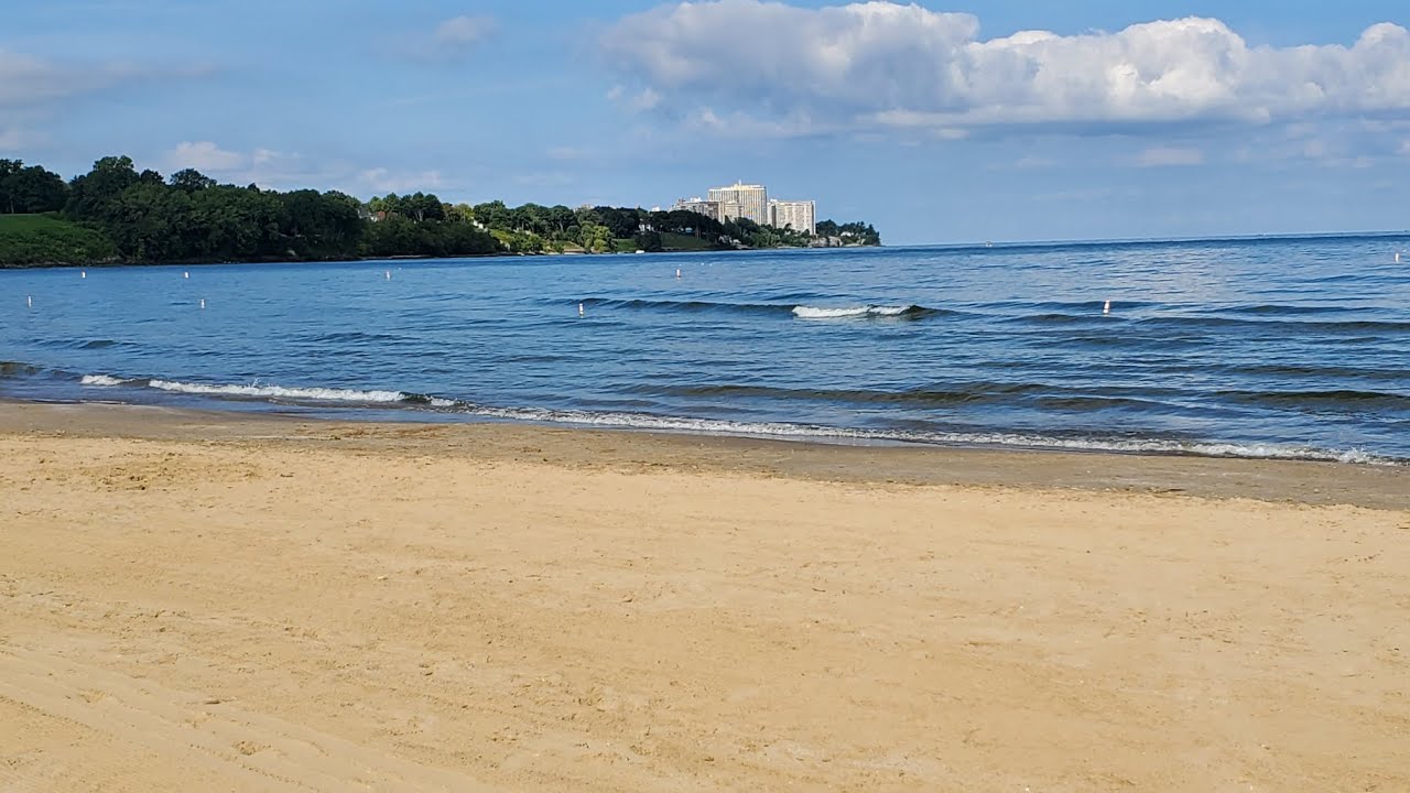 Saturday morning at the beach. Edgewater beach. Cleveland, Ohio - YouTube