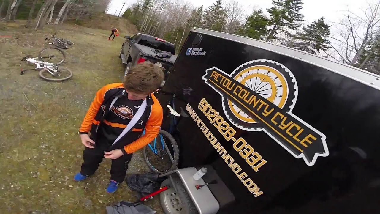 Pictou County Cycle Short Track Race Series - YouTube