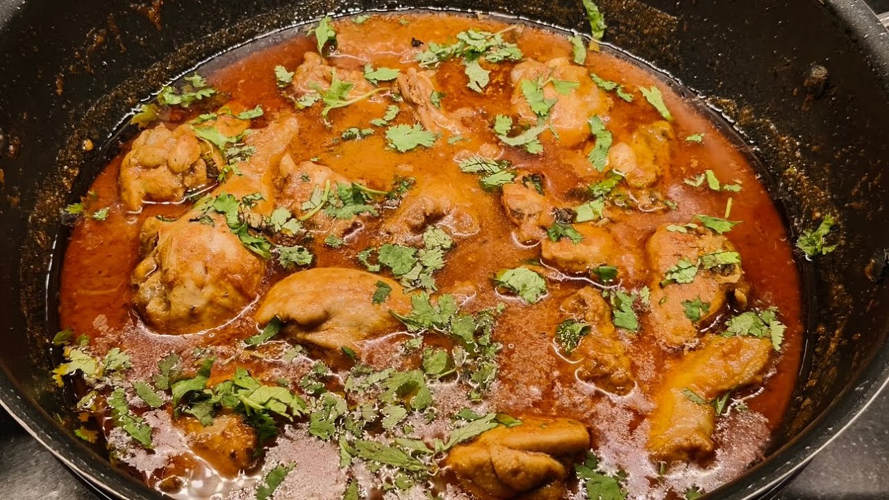 Restaurant Style Chicken Lal Karahi | Chicken Lal Karahi Recipe - YouTube