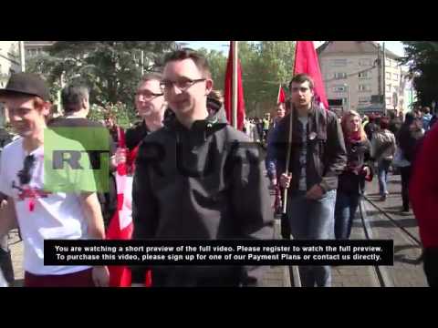 Germany: Left-wing radicals clash with extreme-right protesters in ...