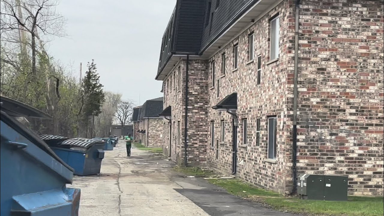 Latin Kings vs Sureños - Mount Prospect Hood Il Part #2 - YouTube