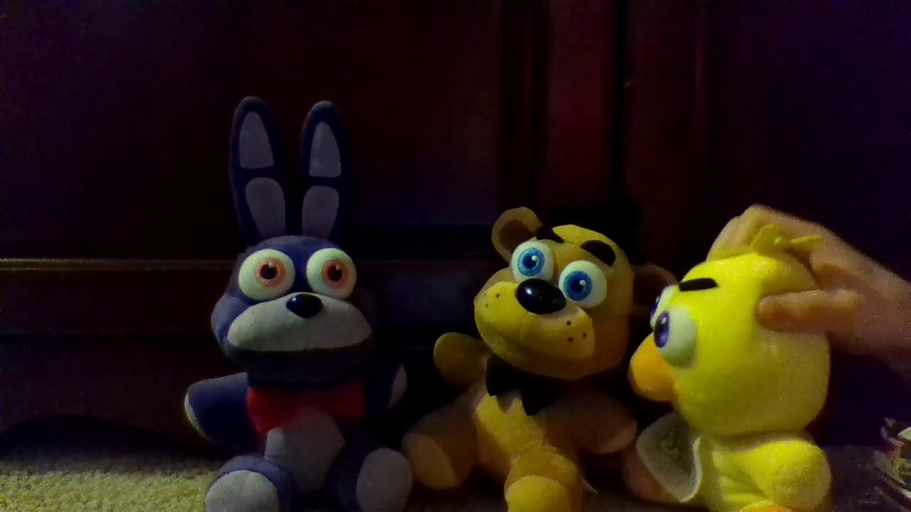 FOXY TURNS FAT (pt 1) - YouTube