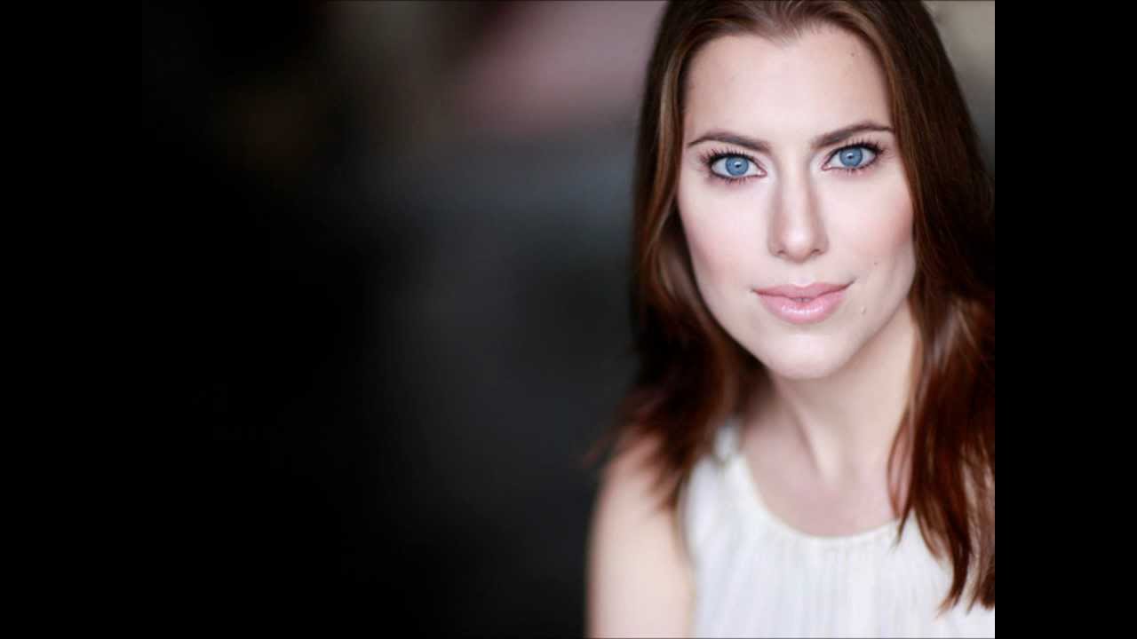 Stage actress Kim Carson is interviewed on "The Chai95 Radio Hour" (Tuesday, April 24, 2012 ...