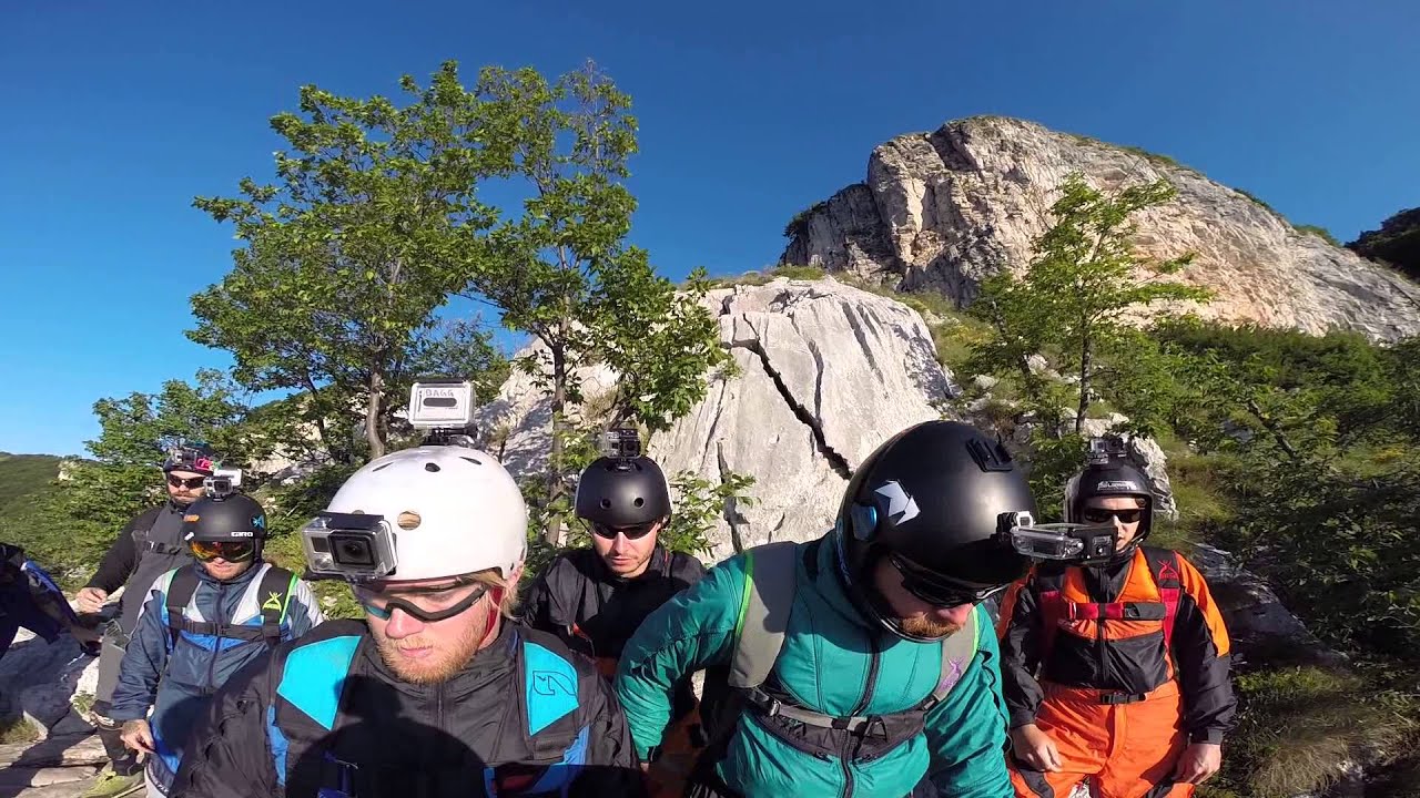 Brento Base jumping, flips and tracking - YouTube