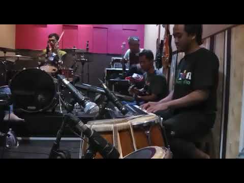 Pamer Bojo cover New Museta Vocal vania. Agelista