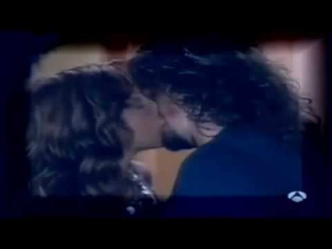 Lorena Rojas-Hold me now