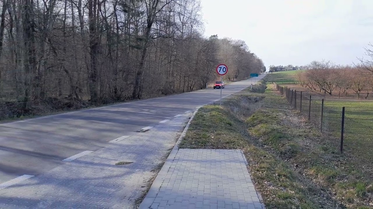 Fiat Uno 3.0 V6 busso sound - YouTube