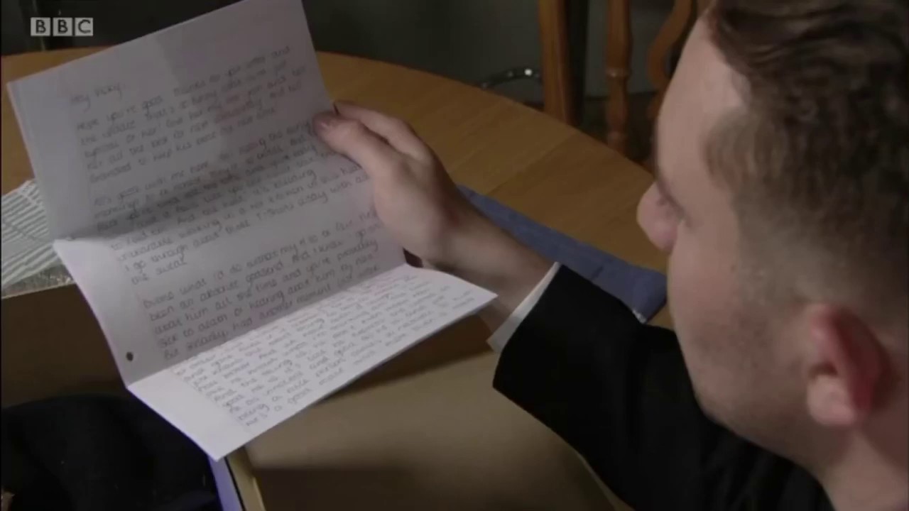 Callum reads Chris’ letter, Sonia visits - EastEnders (19/08/19) - YouTube