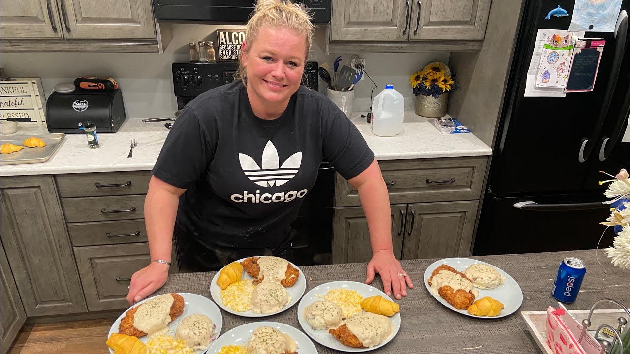 chicken fried chicken and the fixings!! (spicy) {cooking vlogs with ...