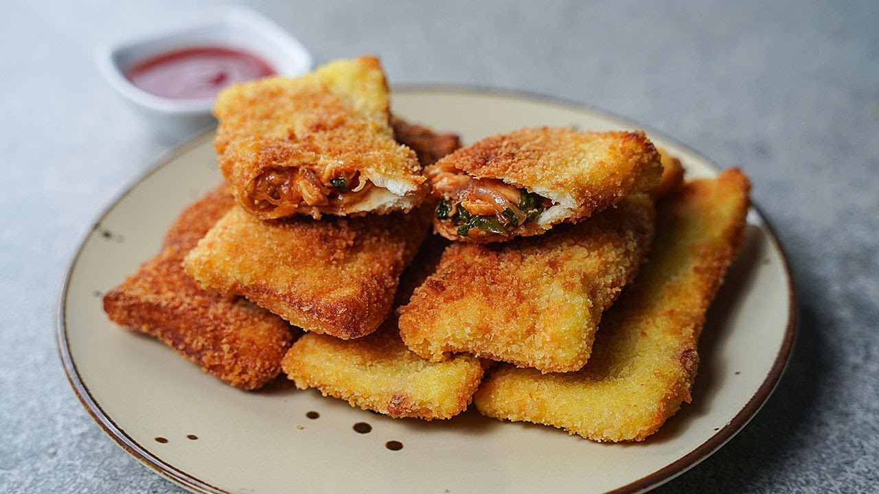 Manchurian Bread Roll | Chicken Bread Pocket | Toasted - YouTube