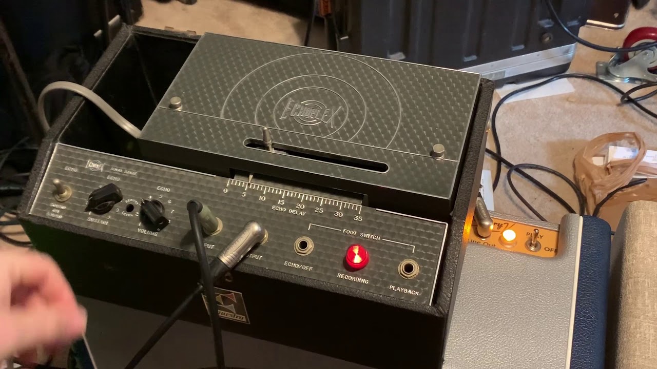 Maestro Echoplex EP-3 demo - YouTube