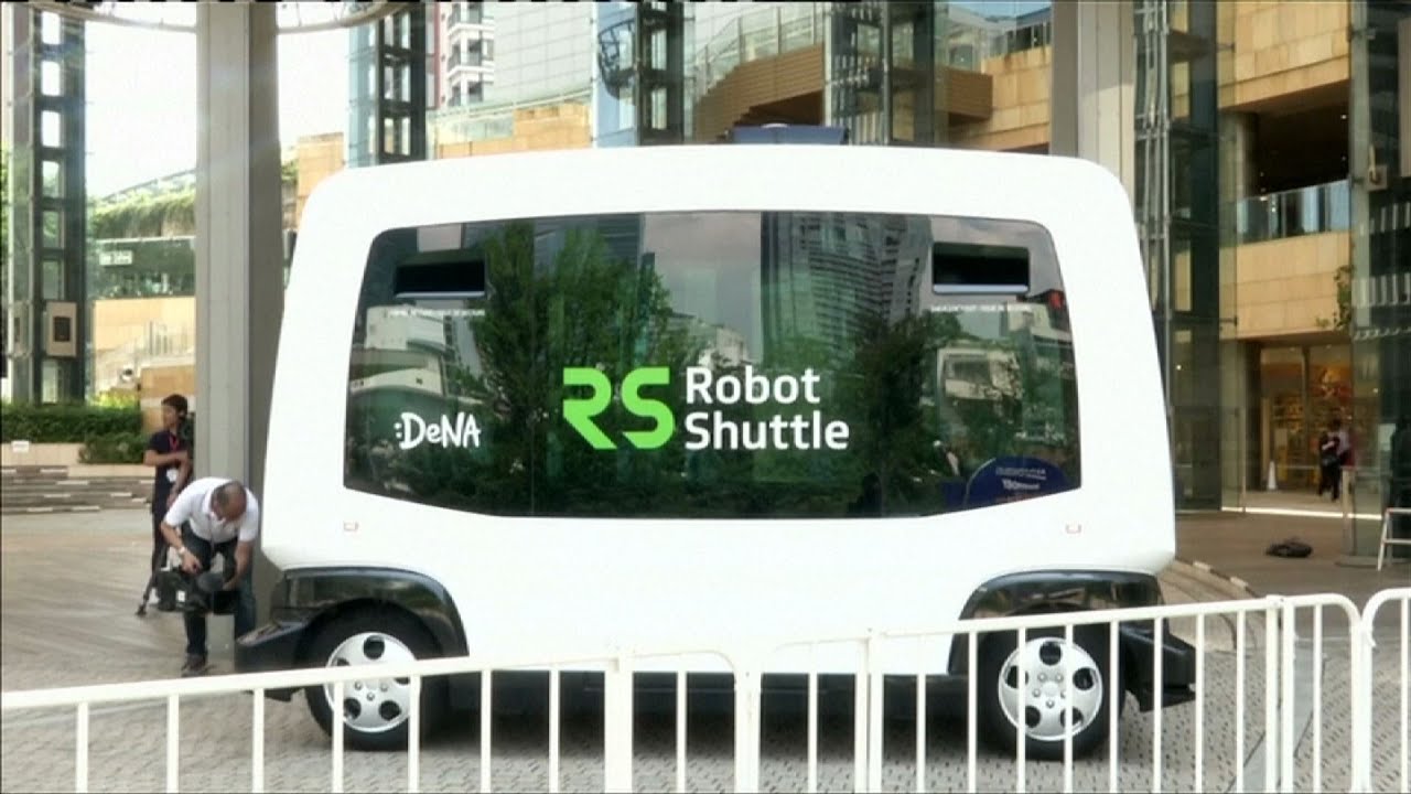 Japan's First Self-Driving Bus Hits Road - YouTube