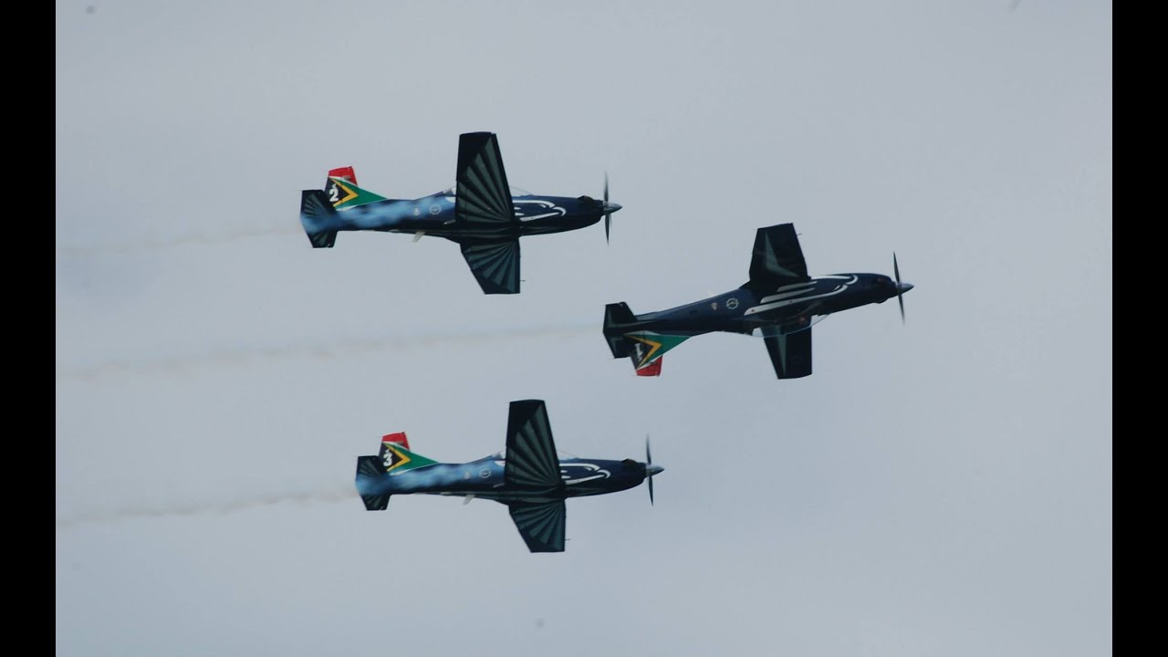 SAAF Silver Falcons Pilatus PC-7 Mk2 Demo - YouTube