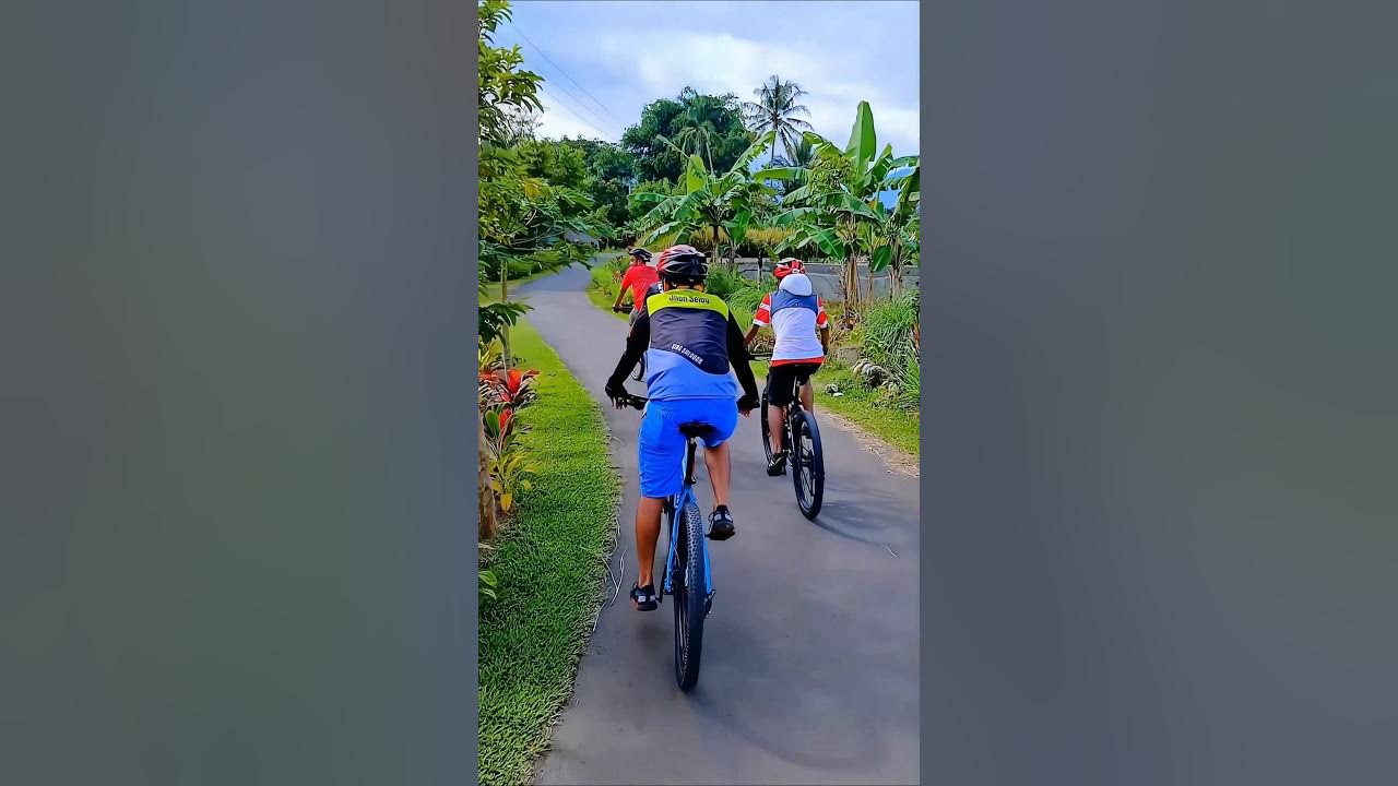 Indahnya kampung di bogor ini #gowes #shorts - YouTube