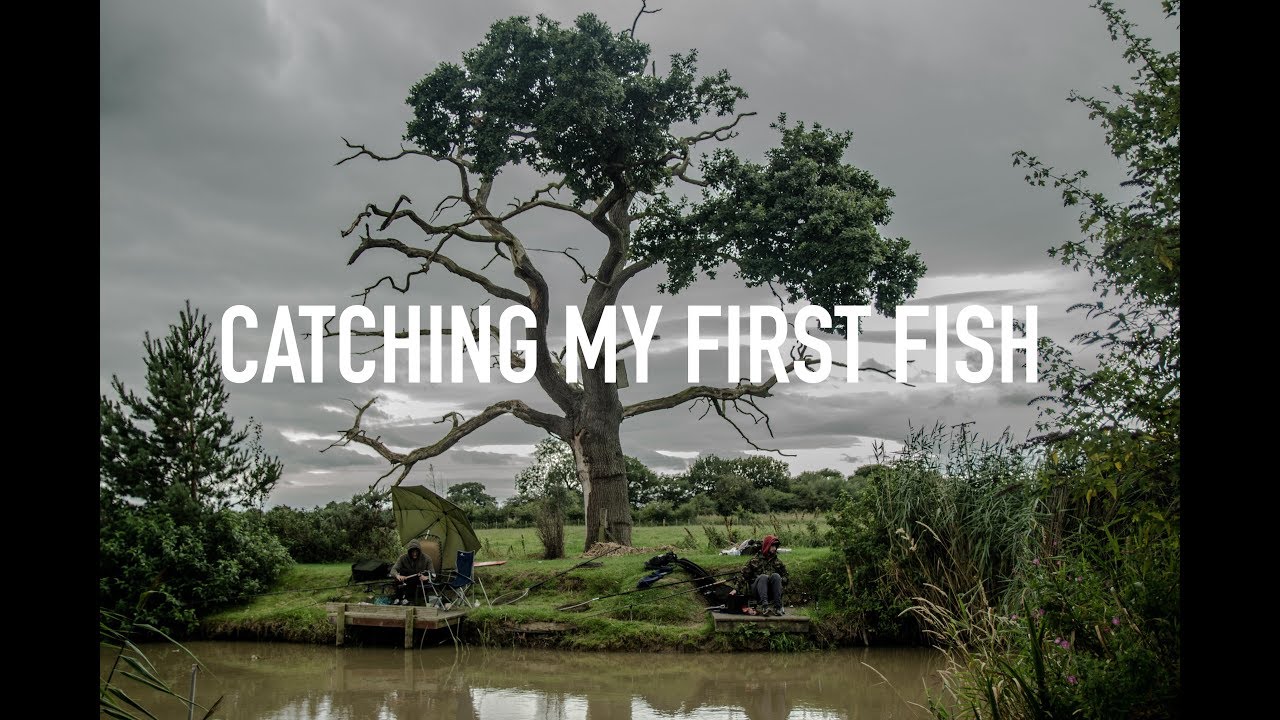 CATCHING MY FIRST FISH!!! - YouTube